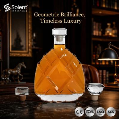 China Diamond Faceted Glass Bottle Spirit Decanter With Lead Free Flint For Custom Labeling Whiskey for sale