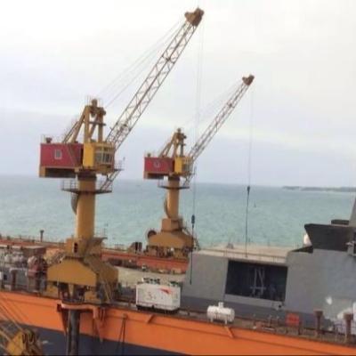 China Shipyard Floating Dock Portal Crane With Wire Rope Variation, Customized Design for sale
