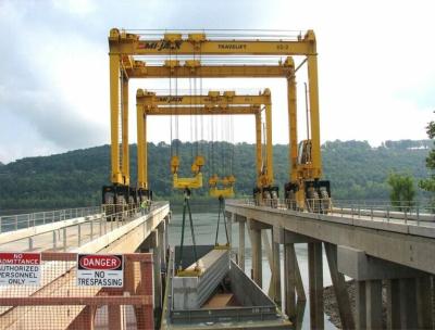 China Travelift Increases Your Facility Space By Up To 300% And Shared Narrow Runway Problem for sale