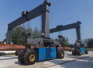 China Full Electric Drive RTG Crane With 20t Load Capacity Customized Size for sale
