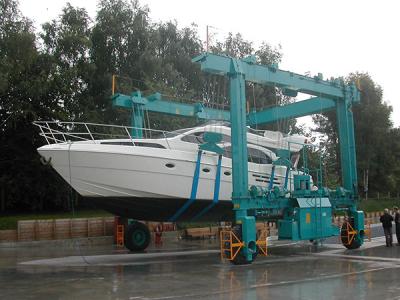 China 200ton Yacht Boat Marine Travel Lift Crane For Sale for sale