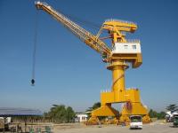 China Shipyard Container Portal Gantry Cranes 10 Ton-50 Ton Pedestal Jib Floating for sale