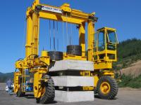 China Mobile Straddle Transporter On Tyres Two Units To Handle In Pairs for Precast Elements for sale