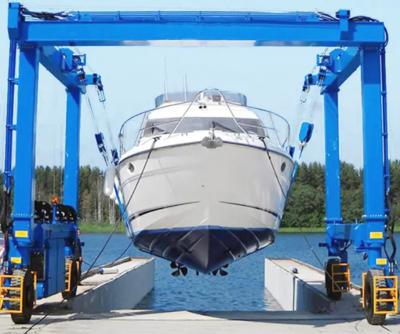 China 5m/Min Marine Traveling Lift Boat Hoist Yacht Crane 5 - 1000 Ton Capacity for sale