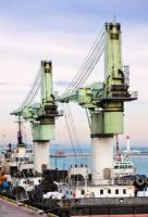 China Marine Floating Boat Dock Crane For Shipyard Port Sea Port Heavy Lifting for sale