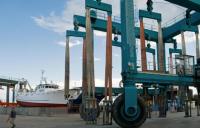 China Customized Boat Yacht Hoist Crane Travel Lift 5 - 1000t for sale