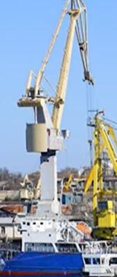 China Span 3.2m~6.0m Marine Floating Dock Crane Heavy Lifting For Shipyard Port for sale