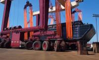 China Span 5-110m Mobile Boat Hoist Crane Travelift Crane Diesel  Engine Powered for sale