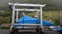 China Small Tonnage Yacht Lifting Crane 2 Or 4 Wheel Steering Self Propelled for sale