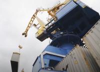 China CCS BV 6m to 50m Portal Slewing Crane Container Lifting Crane With Track for sale