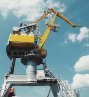 China GOST 3.2m~6.0m Rail Span Track Type Ship Deck Cranes Long Distance Heavy Weight for sale
