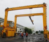 China 10-1000ton Rtg Rubber Tyred Gantry Cranes 21m Lifting Height for sale