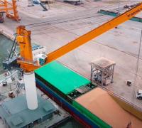 China 6.0m Span Shipyard Port Cranes 2 Links Design Fixed Base Floating Dock Crane for sale