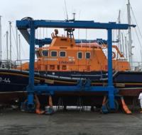 China Diesel Engine Powered Yacht Lifting Crane For 2 Or 4 Wheel Steer for sale