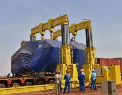 China 50t~1000t Hydraulic Gantry Crane Height Adjustable Hoisting Precision Instruments for sale