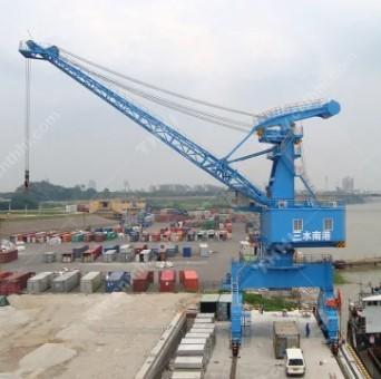 China Efficient Cargo Handling Shipyard Port Cranes 5t To 40ton Floating Dock Crane for sale