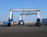 China Asymmetric Design Mobile Bridge Crane Extra Wide 80t for sale