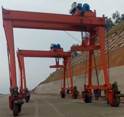 China Rtg Mobile Gantry Crane For Generator Wind Power Fan Blade Large Equipment Hoisting Assembly for sale
