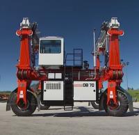 China High Capacity Mobile Gantry Cranes Precise Lifting In Shipyard for sale