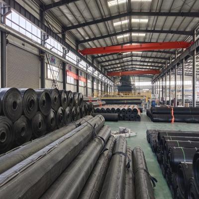 China Landfill Smooth Surface HDPE Geomembrane Long Service Life 1.0mm 1.5mm 2.0mm Thickness for sale