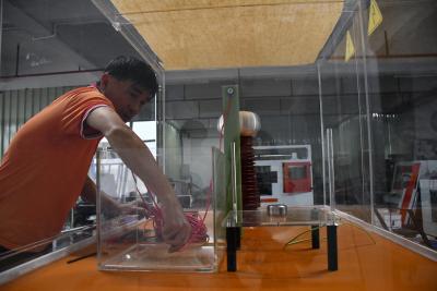 China ASTM D149 Test Machine 100KV Electrical Strength Testing Equipment As Per IEC 60243-1 Lab Testing Apparatus for sale