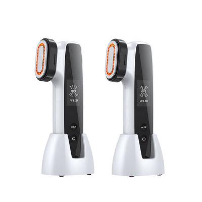 China USB Charging Wrinkle Remover RF And EMS Face Beauty Instrument 650mAh for sale