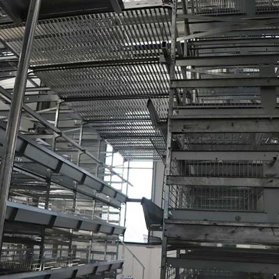 China H Type / A Type Layer Poultry Chicken Cage 3 Phase Voltage Belt Type System for sale