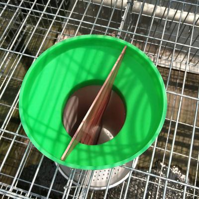 China 12 Mums Farm Rabbit Cage Hot Dipped Galvanized Steel Material Sliver / Green Color for sale