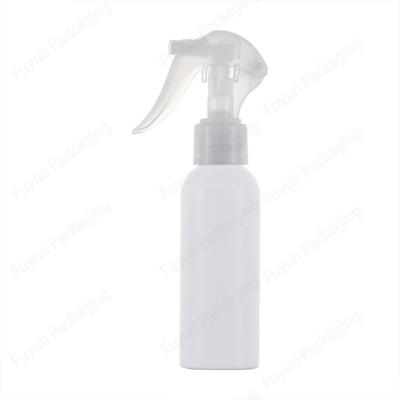 China PET 100ml Fine Mist Spray Bottle For Hair / Plant Water / Cleaning Solution for sale