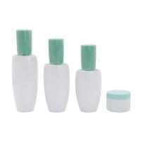China Fuyun PET 80ml 100ml 120ml 50g plastic Green color skincare cosmetic spray pump bottle with green cap for sale