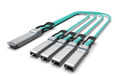 China 40G QSFP+ To 4x10G Breakout AOC(Active Optical Cable) Cables 1M Qsfp 4x10g Aoc1m for sale