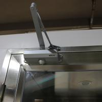 China Stainless Steel Air Shower Room with Large Air Volume and Adjustable Air Shower Time for Cleanroom Applications for sale