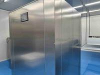 China Vertical Lift Door Laminar Flow Pass-Through Cabinet with HEPA Filter and SUS304 Stainless Steel Construction for sale