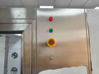 China Corner Air Shower with Sole Cleaning Function | Cleanroom Entry Portal for sale