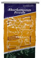 China PP Woven Laminated Animal Feed Bags , 15kg Empty Feed Bags Double Stitched for sale