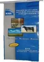 China PP Woven Laminated Animal Feed Bags , 15kg Empty Feed Bags Double Stitched for sale