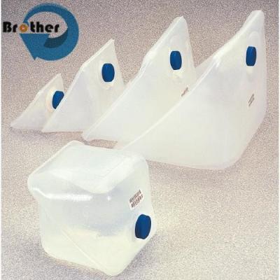 China 10L Cubitainer with Handle Soft Collapsible Plastic Liquid Container LDPE Outdoor Goods for sale