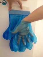 China Disposable PVC Gloves for Ladies Handmade PE Material for Household Use Wholesale Disposable Hand Gloves for sale