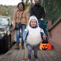 China In-stock New Gift Halloween Non-Woven  Tote Bag for Candy and Pumpkin for sale