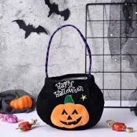 China In-stock New Halloween Gift Velvet Tote Bag Pumpkin Bag Decoration Prop Gift Children's Candy Bag for sale