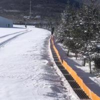 China 80000pieces/Year Ramp Cable Protector for Cords Heavy Duty Driveway Anti-Skid Rubber for sale