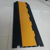 China Tolerable Weight 40-50t Rubber Ramp Event Cord Bridge Cable Protector Heavy Duty 2 Channel for sale
