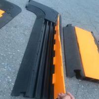 China Traffic Speed Ramp Bridge Ramp Protector Cable Protection ygdq-sk for Traffic Control for sale
