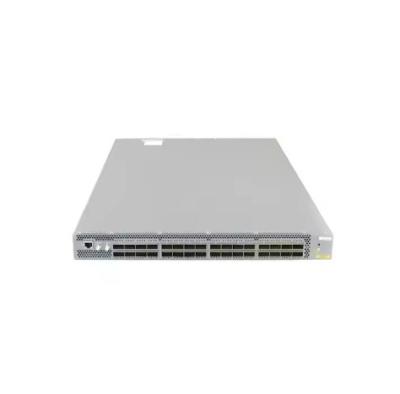 China Customizable QFX5200-32C-AFI 32 QSFP+ Ports Network Switch with Redundant Fans and Dual AC Power Supplies for sale