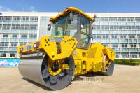 China 13ton XCMG XD133 Double Drum Roller China Stage III Road Construction Equipment for sale