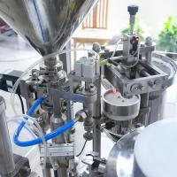 China High Speed Aseptic Syringe Filling Machine 2100-2350 pc/h for 0.5-80ml Prefilled Syringes for sale