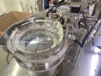 China Plunger Type Automatic Plastic Syringe Gel Filling and Capping Machine for sale