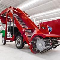 China 6m Height Silage Grabber Silage Handling Equipment 28t/H Capacity For Large Scale Feed Yards for sale