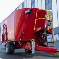 China 14m³ Capacity Heavy Duty Vertical TMR Mixer Single Auger For Large Dairy Farms for sale