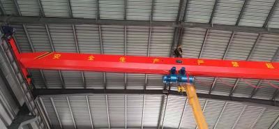 China 7KW-60KW Electric Single Beam Crane 5000kg-30000kg Single Girder Crane for sale